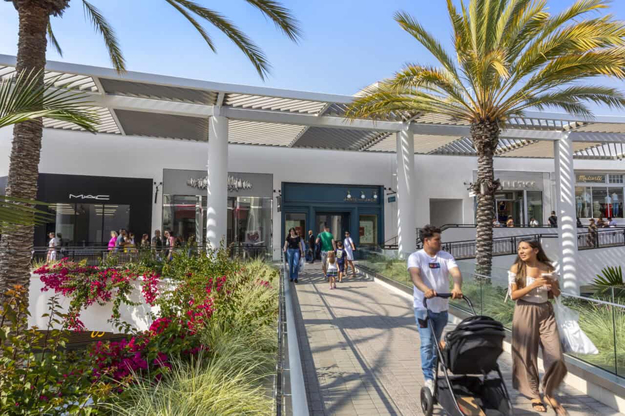 Mall Architects | Fashion Valley | San Diego - RDC | Architecture Firm