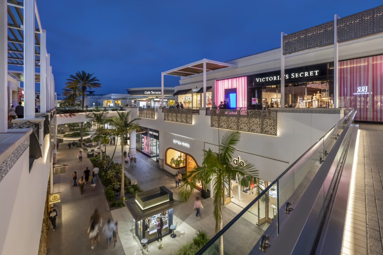 Mall Architects | Fashion Valley | San Diego - RDC | Architecture Firm